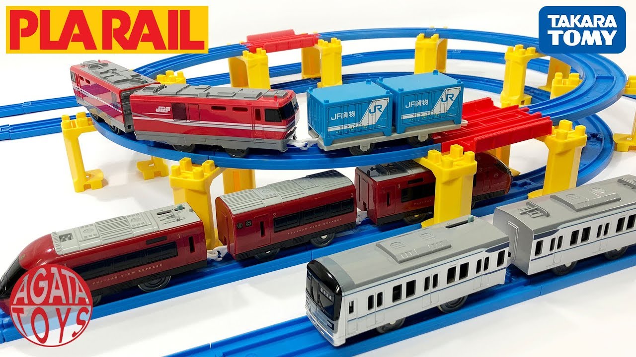 Unboxing & Assembling Plarail Rail Set For Multifunctional Station Set