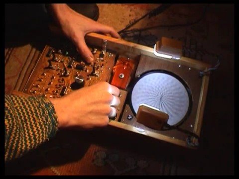 Bizarre Steampunk Spirograph Acid Synthesizer – Synthtopia