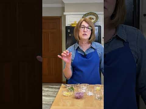 Dicing, Chopping, Mincing: What's the Difference? #shorts #dicing #chopping #mincing