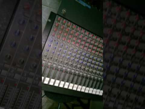 Mackie CR-1604