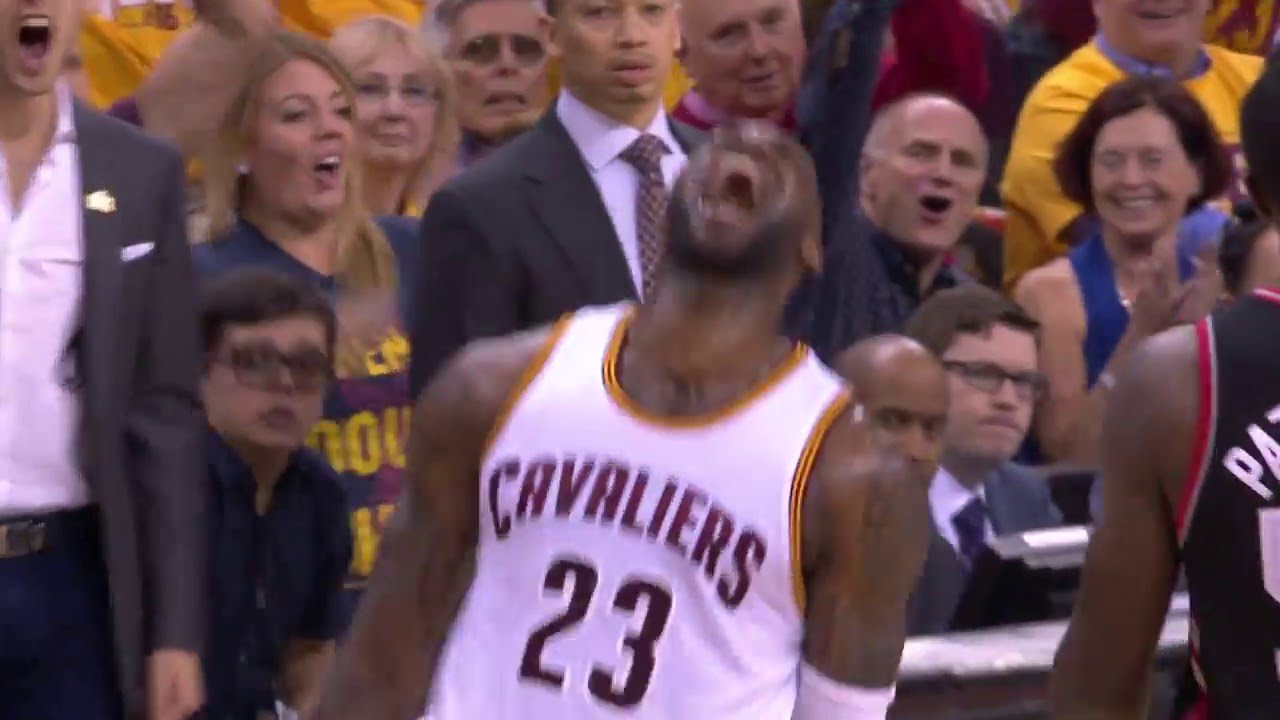 LeBron James Slams Down the Tomahawk Dunk