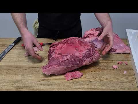 How to butcher the "Picanha" #butcherssecretsteaks #fqbutcher