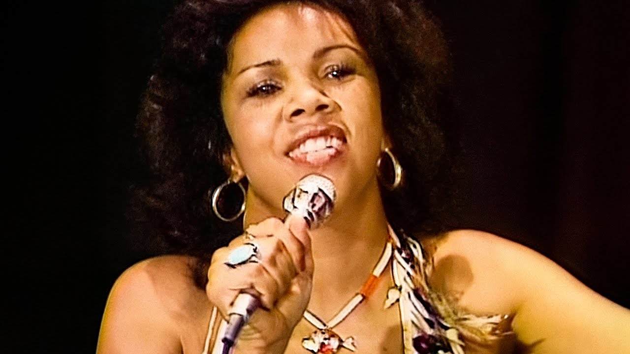 Candi Staton - Young Hearts Run Free (Official Music Video) [HD]