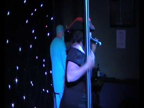 PIRATES WENCH @ THE SHIP
