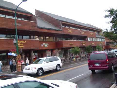 GATLINBURG TN near - tourist & shopping area