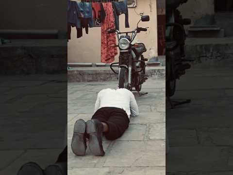 #raghuvaran.b tech . #tvs #raghuvaranbtechbikescene #shorts #trending #viral #spoof #comedy #statu