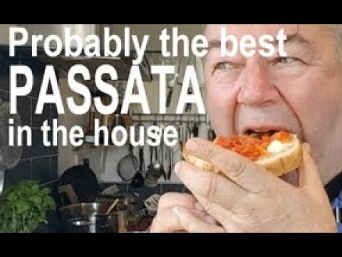 Have a go at making you own Passata Sauce for easy freezing.