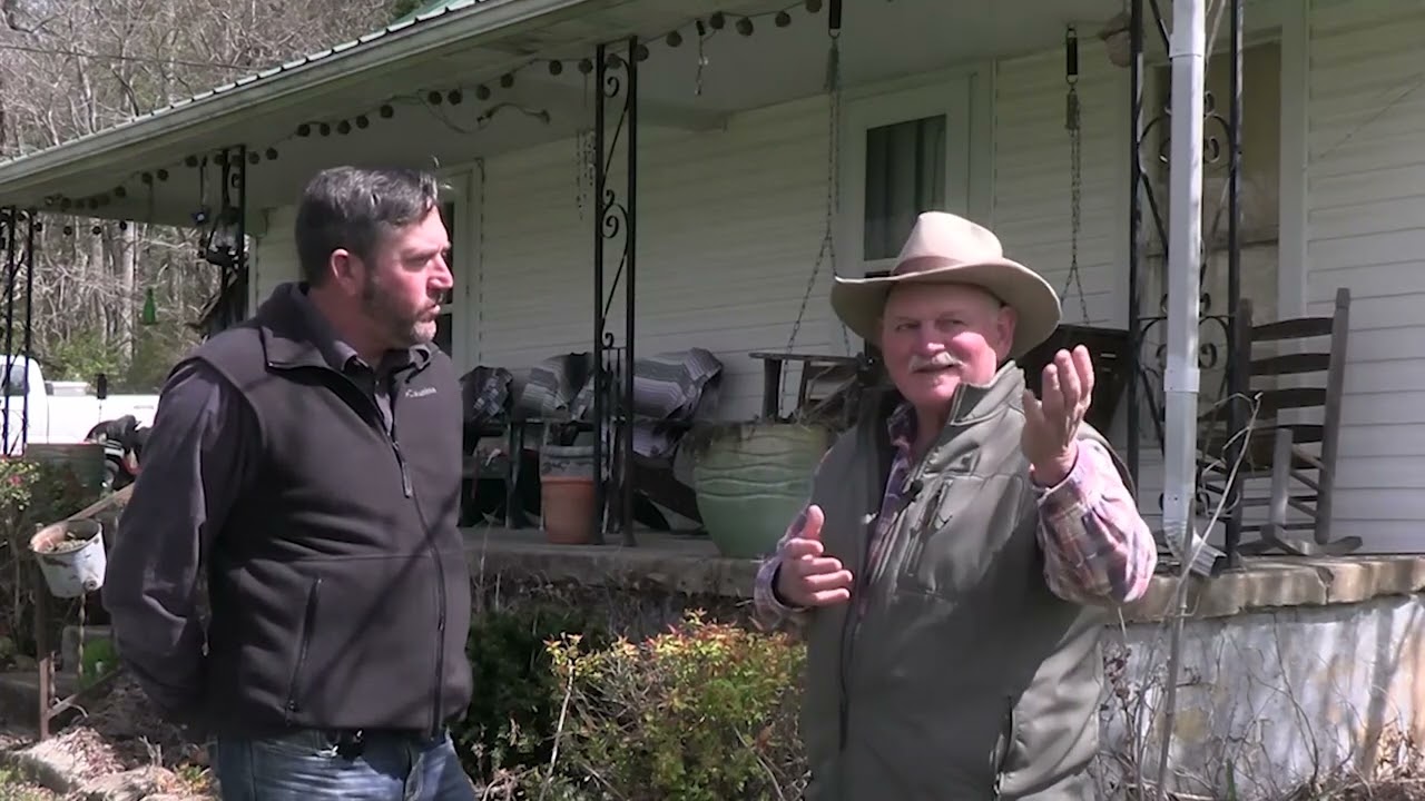 Tn Stories of Home features  Wayne and Annie Turner homeplace with Gary Clendenon