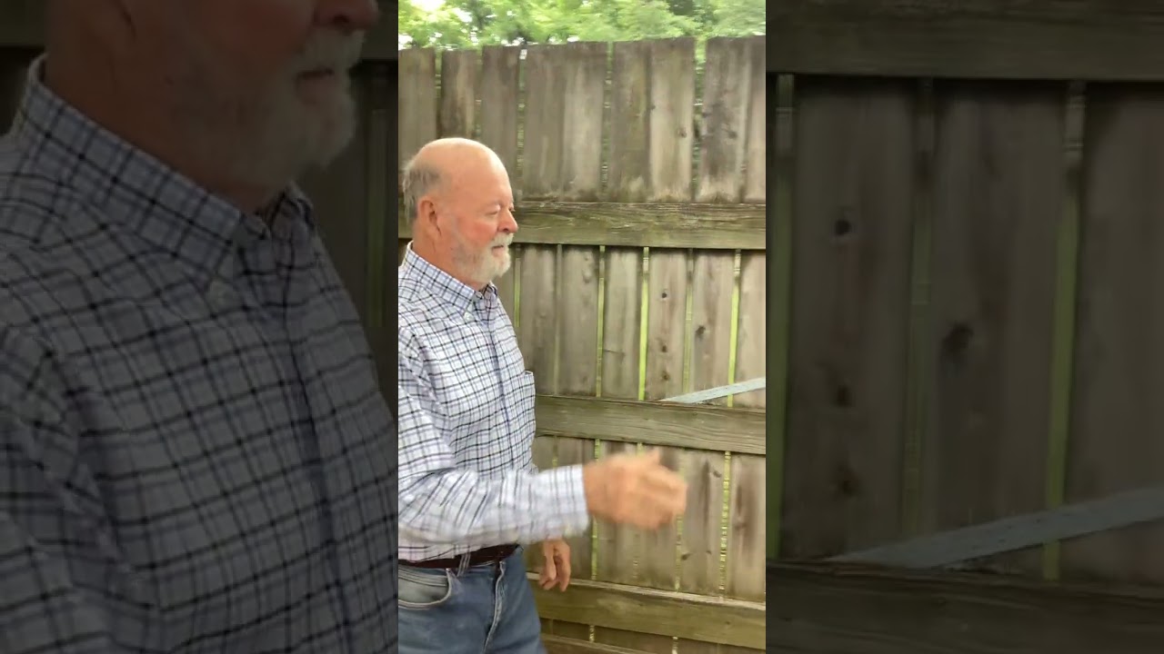 Secret to 17yr. Old 14’ NO SAG Wood Gate - NO FRAME