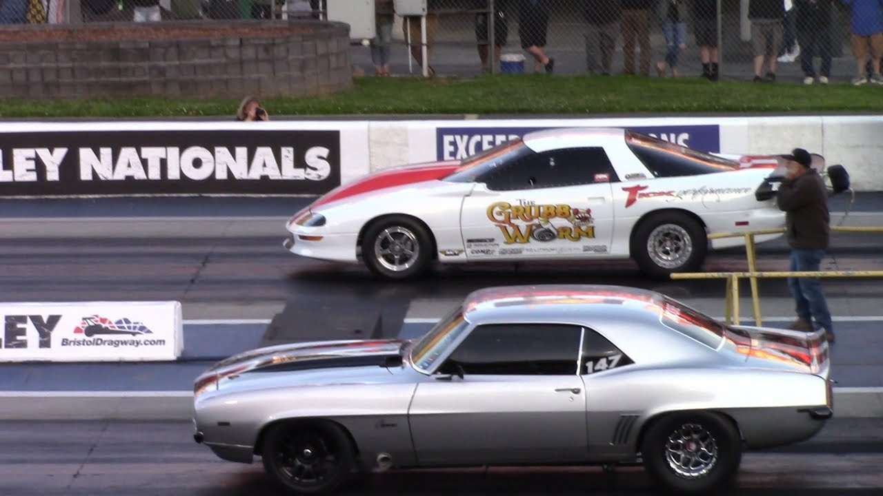 1969 Chevrolet Camaro Drag Races Fourth-Gen Sibling, The Gap Is Huge ...