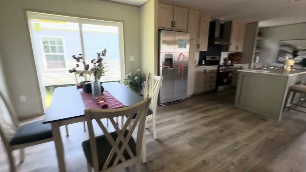 2024 Clayton Epic Explorer 28x56