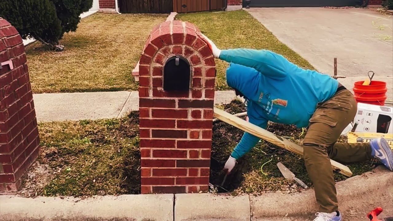 Step by step how to level a Brick mailbox 