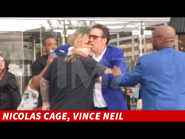 Nicolas Cage calma a Vince Neil tras agredir a una mujer | Excélsior