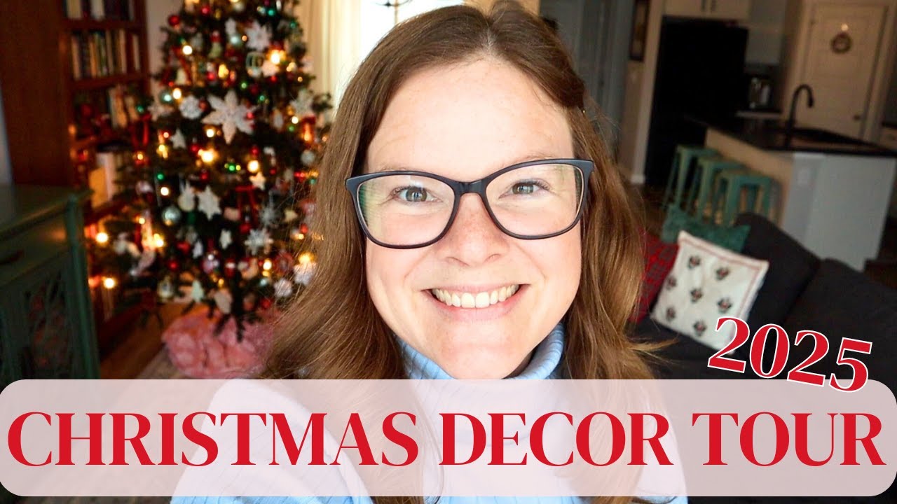 Christmas Home Decor Tour 2025: Vintage Christmas With Classic Touches