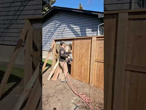 Installing No-Dig Fortress Fence Like a Boss💪 #diy #nodig #fence #construction #woodworking #canada