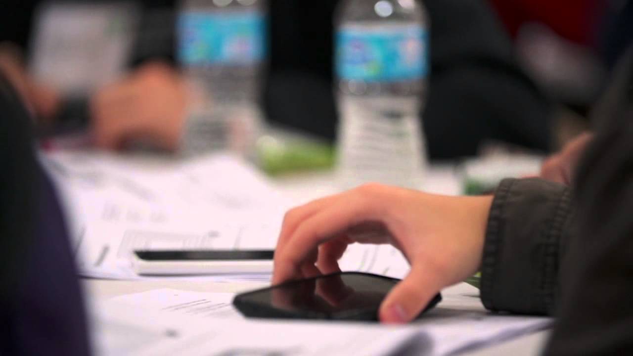 TouchDevelop helps students build their first apps