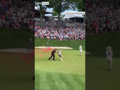 Eco-protest disrupts golf tournament