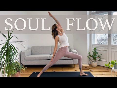 Soulful Yoga Vinyasa Flow | 40 Min Full Body Yoga Flow