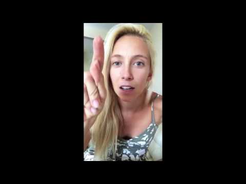 Instagram Stories vs. SnapChat REVIEW - Down in the DMs | @maxinehupy