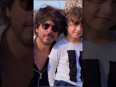 ShahRukh Khan with his sons Abram, Aryan khan Daughter Suhana khan Status❤👌 #akelehumakeletum#shorts