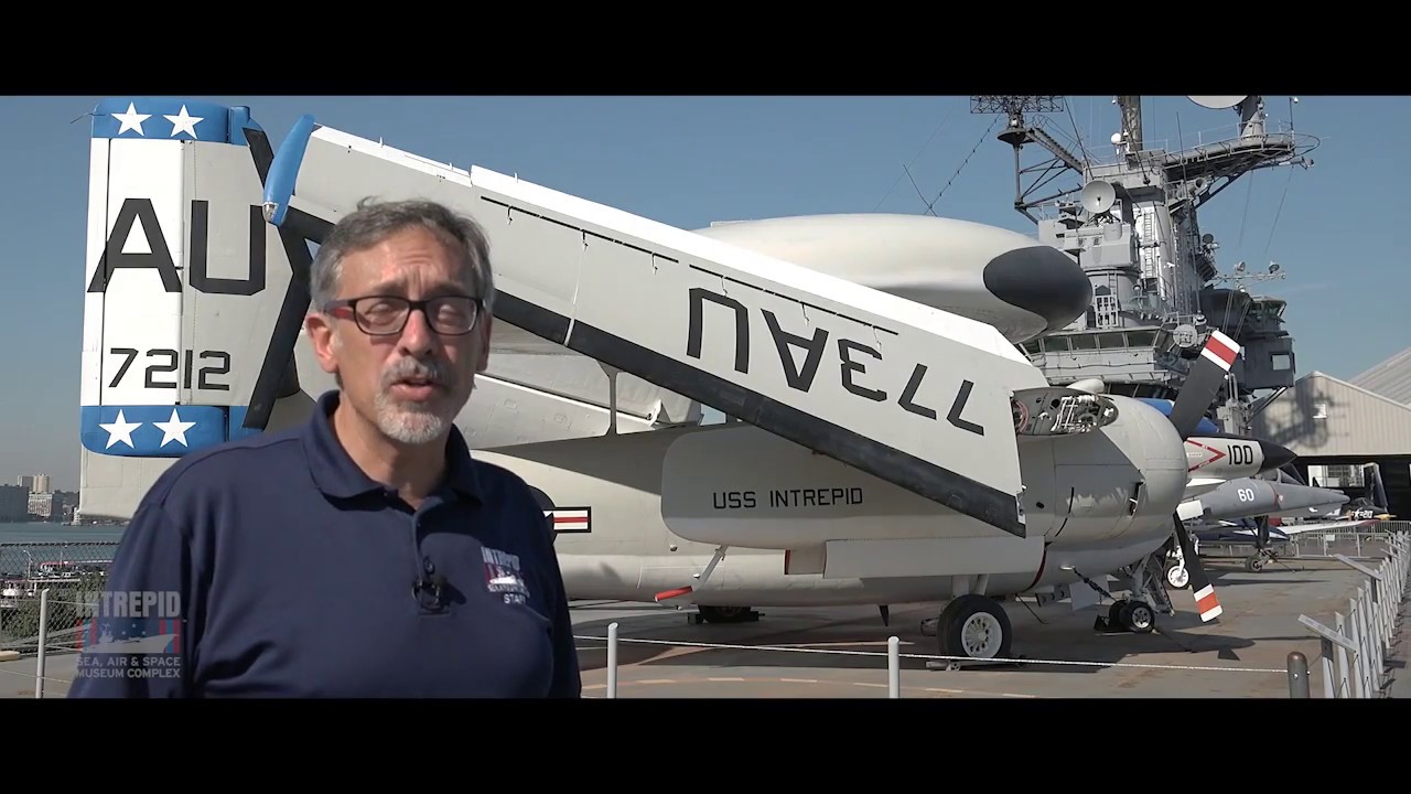 Aircraft of the Month: E-1B Tracer
