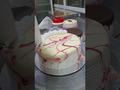 White chocolate cake /Vanilla cake /Ganache cake /Shorts