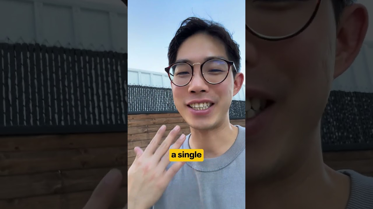 🥹 How to stay in touch with your friends? I’m trying this new app called, CLAY
