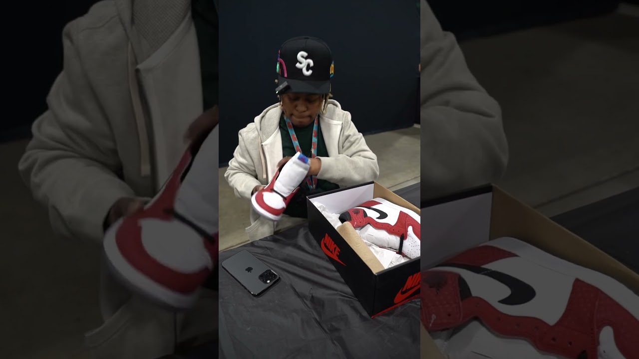 Real or Fake? 🤔 #sneakercon