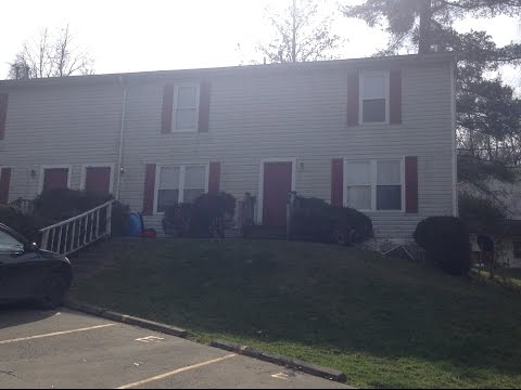 3BD/1.5BA 540 Lewis Street, Apt E - Medical Center Area, Morgantown