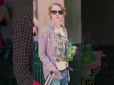 Celebrities Who Smoke Cigarettes #celebrities #shorts #johnnydeep #katemoss #killer #habits #harmful