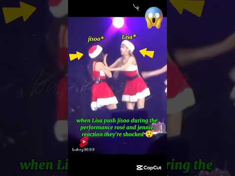 Lisa push jisoo ???? #jisoo #lisa #jennie #rosé #fypシ