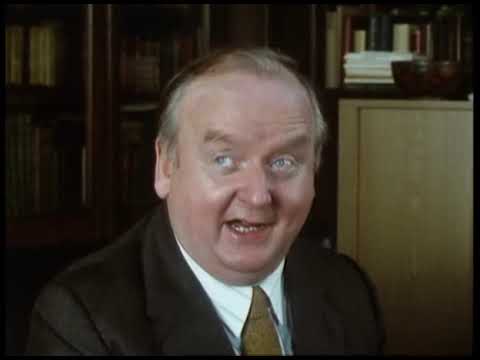 Porterhouse Blue – 2/4 – Ian Richardson,David Jason,Charles Gray ...