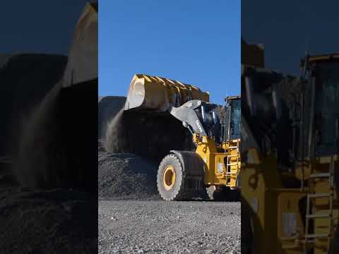 Heavy Metal Front Loader Lifting | John Deere Wheel Loaders