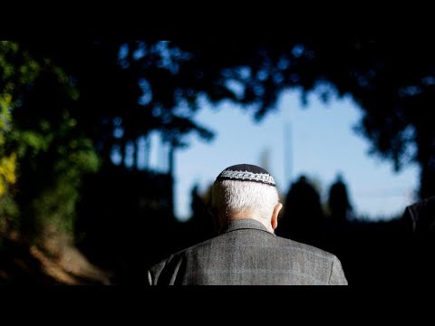 German dictionary changes definition of 'Jew' after outcry - ABC News