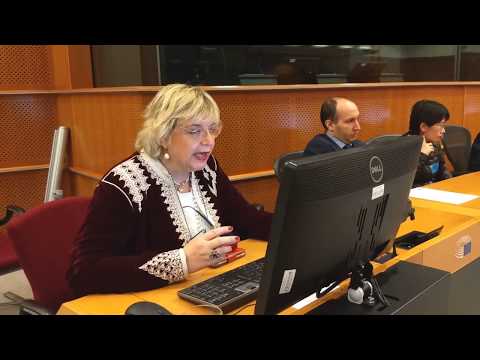 Demographic scenarios and healthy ageing policies: a new definition of old age