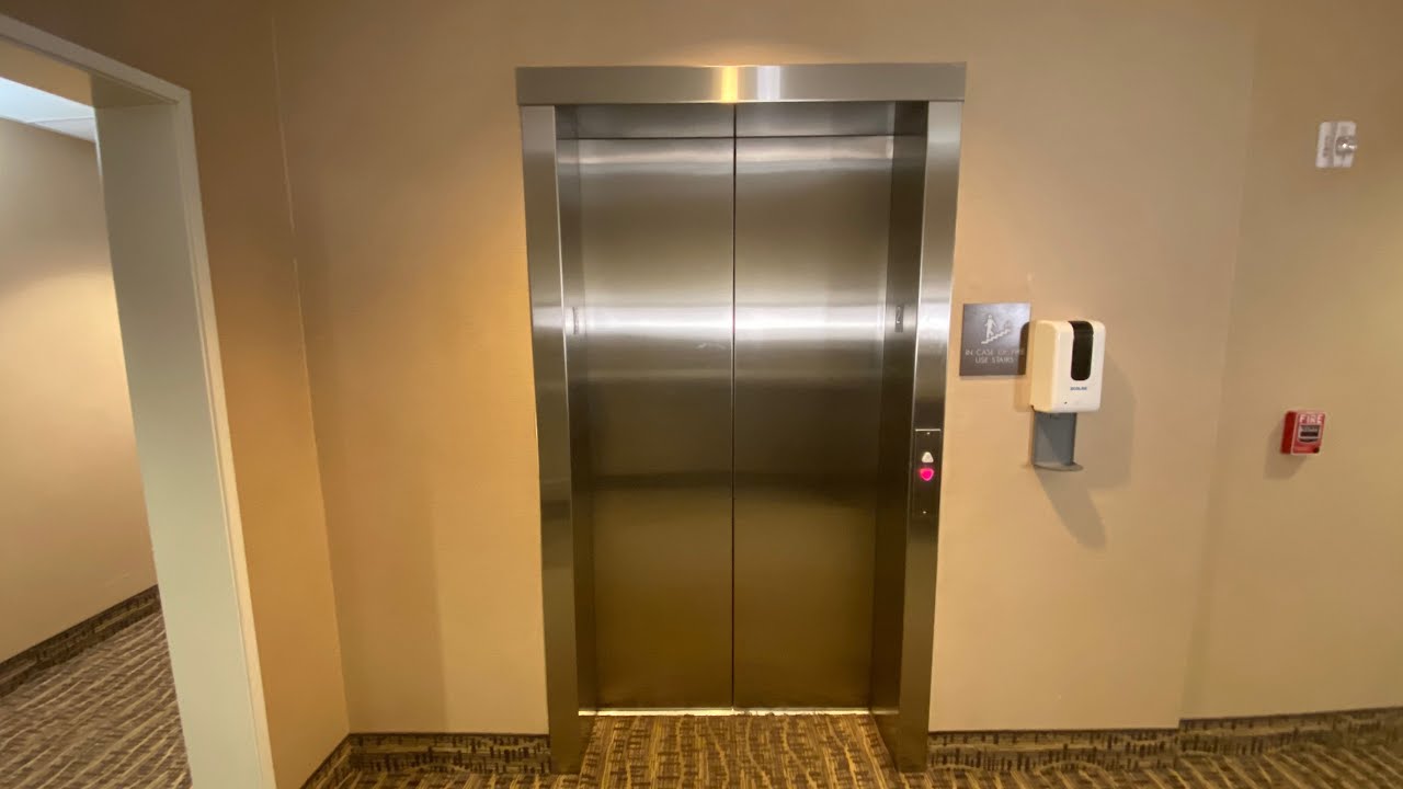 Steps and Schindler 330A Hydraulic Elevator at the Comfort Inn in Lynchburg VA