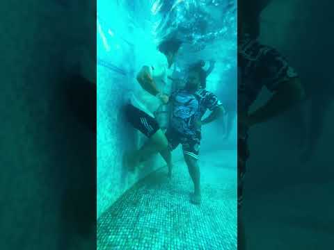 Swimming Pool की Booking 🌊 II #sevengers #shorts