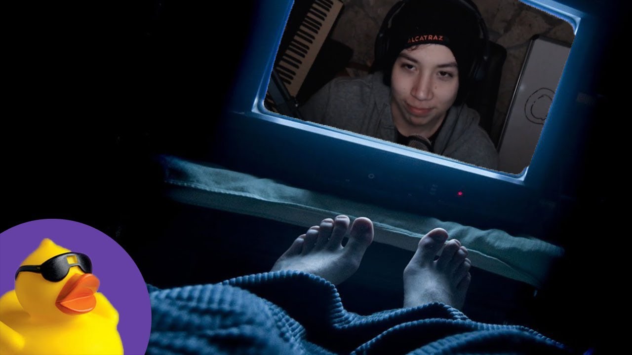 Quackity Chills With Chat in SMP Earth