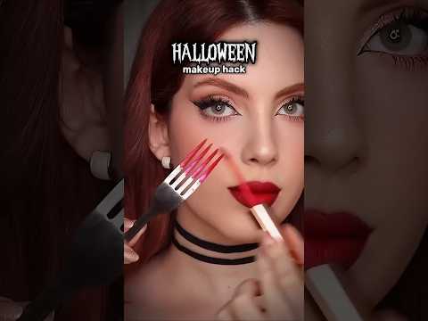 Try This halloween makeup hack #halloween #youtubeshorts #mekuptutorial #halloween2024 #shorts