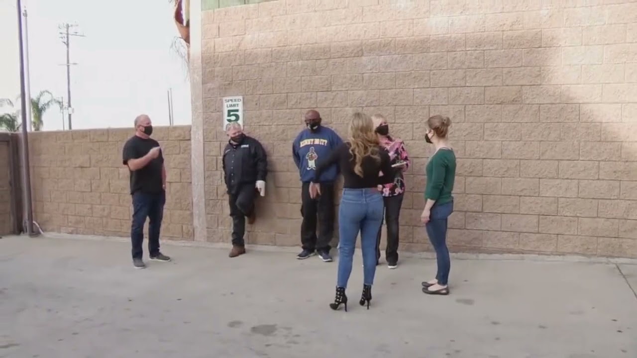 Brandi Passante Heels - Season 13 Episode 3 - Storage Wars