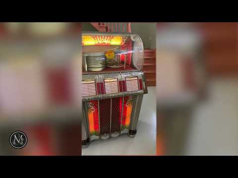 Lot 282 - Wurlitzer Model 1250 Jukebox | Mar 19, 2022 | Miller & Miller Auctions