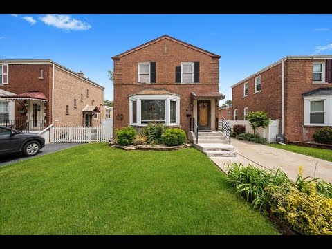 9141 S Albany Avenue South, Evergreen Park, IL 60805 - Home for Sale