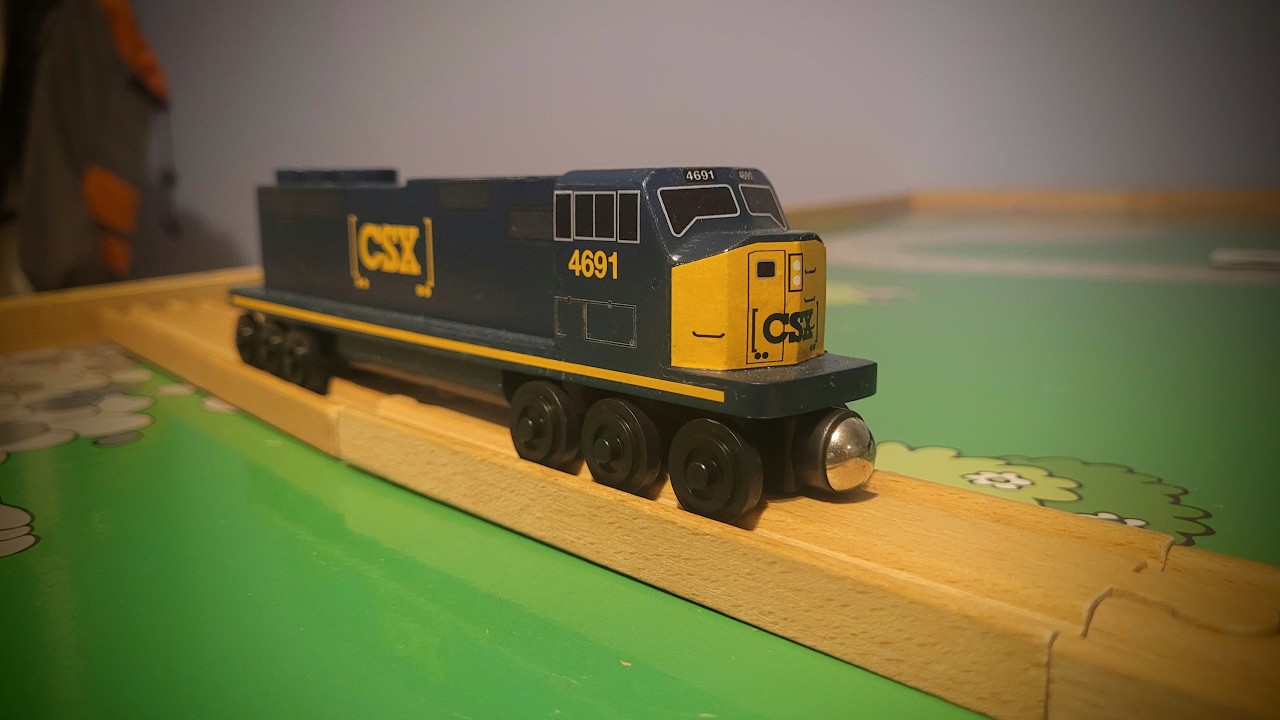 Whittle Shortline - CSX SD70 Review