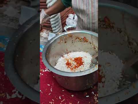 Tasty and Spicy Bangalore Churmuri for effordable price in Cubbon park #viral#viralreels#foodie 😋