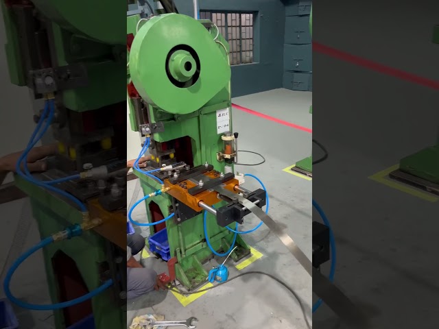 Pneumatic Feeder - Precision Pneumatic Feeder Manufacturer from Faridabad