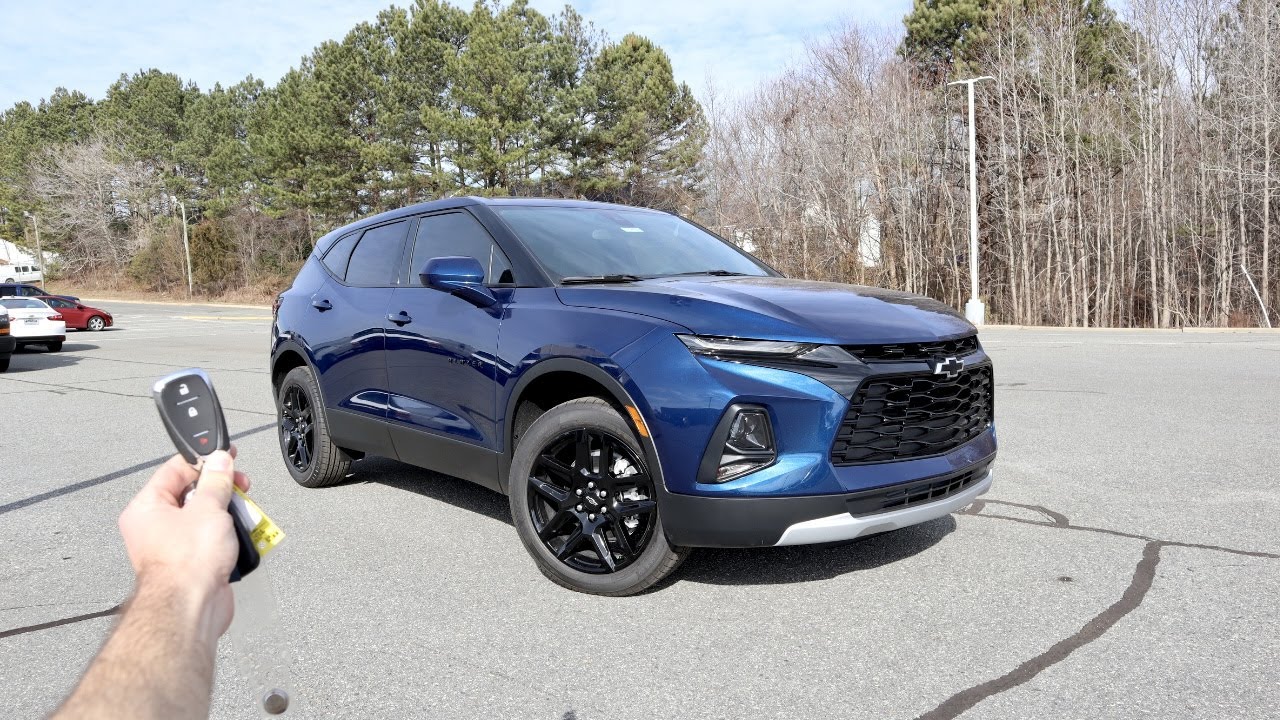 2022 Chevrolet Blazer 2LT: Start Up, Test Drive, POV, Walkaround and Review