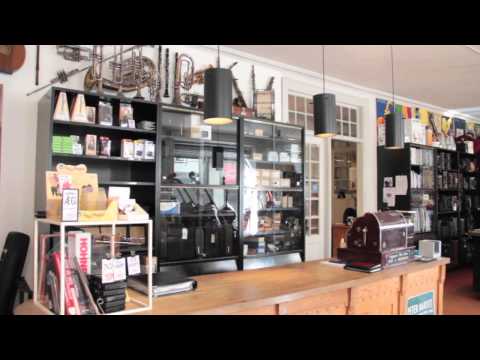 Marno Sørensen / Musical Instrument Store / Copenhagen / VintageandRare.com