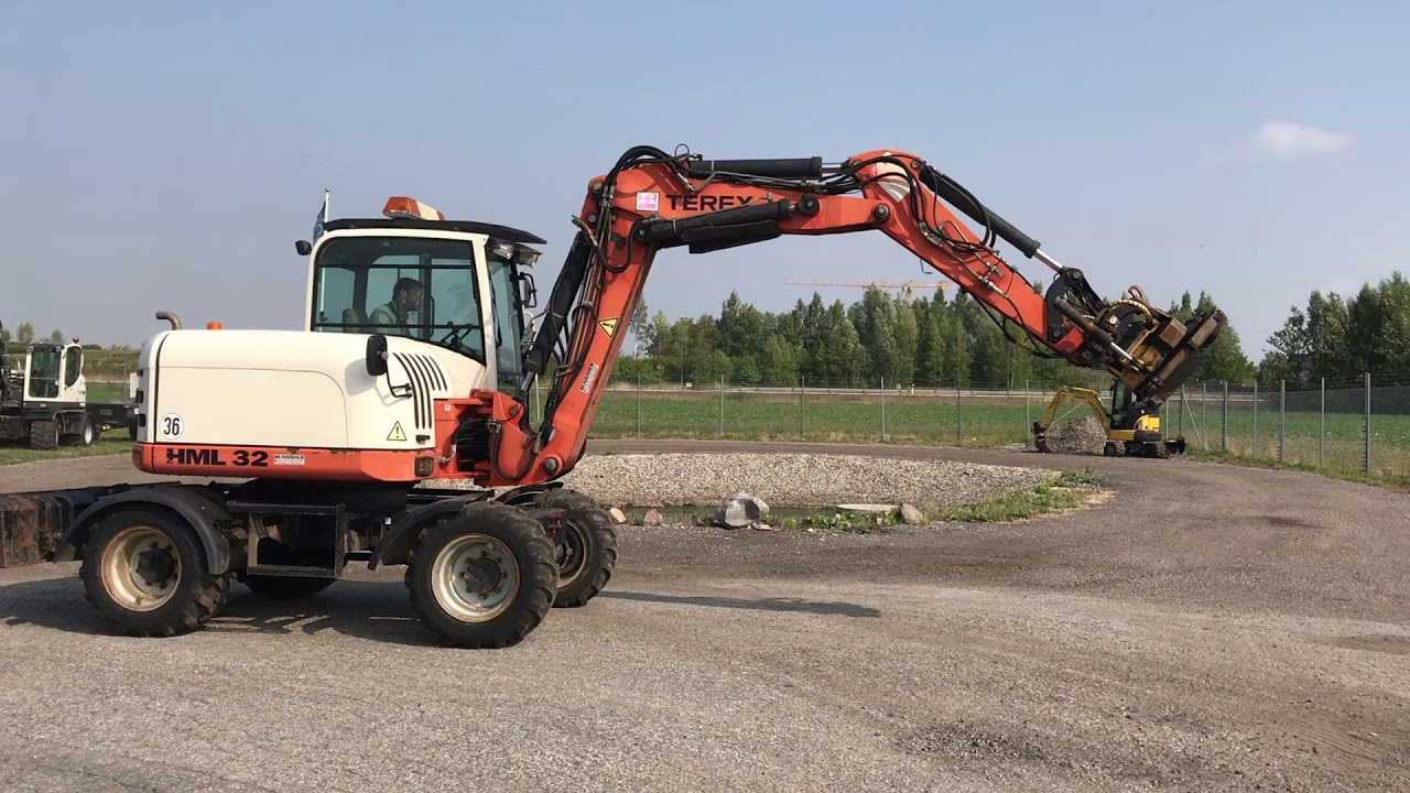 Hjulgrävare med rototilt