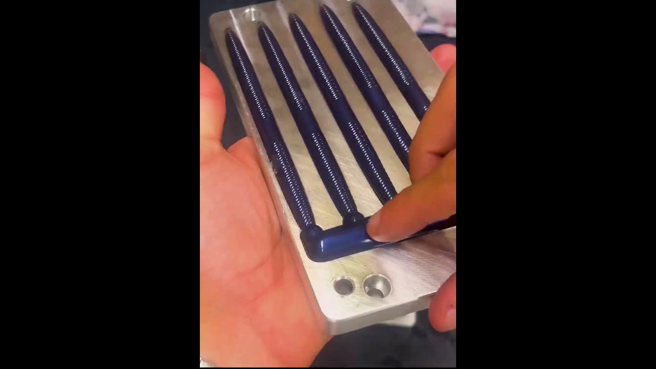 Lureworks Blue Smoke Pearl colorant demo