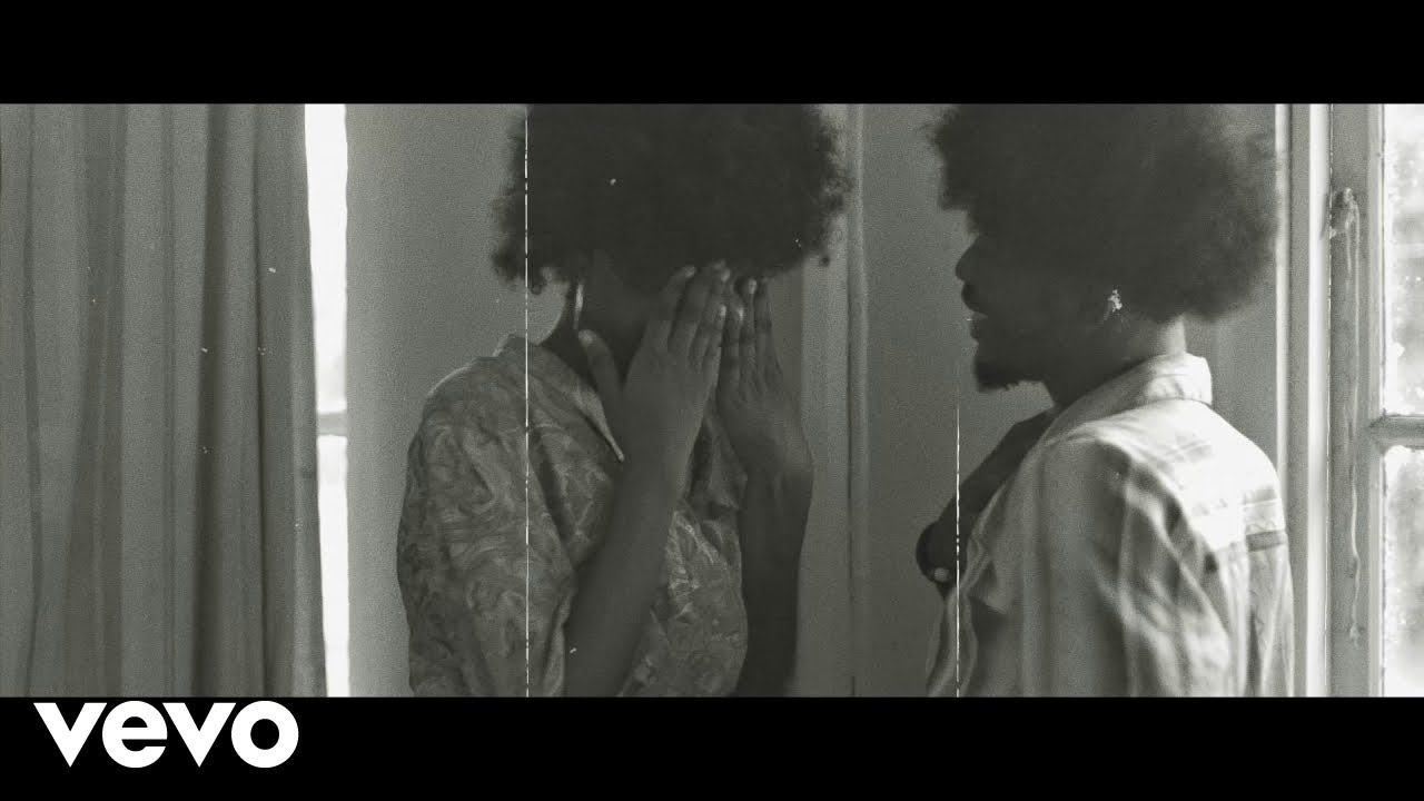 Jayé - Amio (Official Video)
